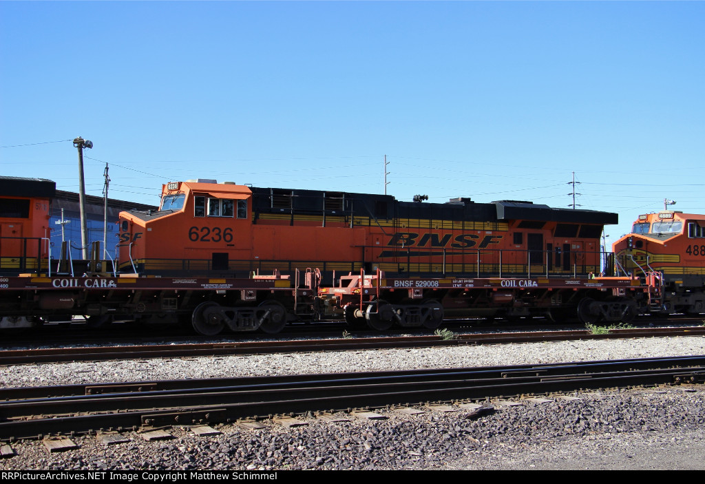 BNSF 6236